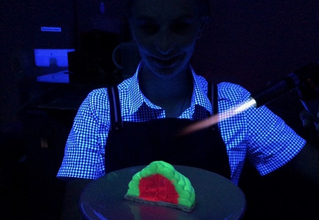 Glowing food - perfect for UV fun in the dark | RNZ