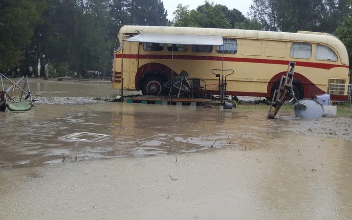 Evacuations and Hawke's Bay flooding | RNZ News