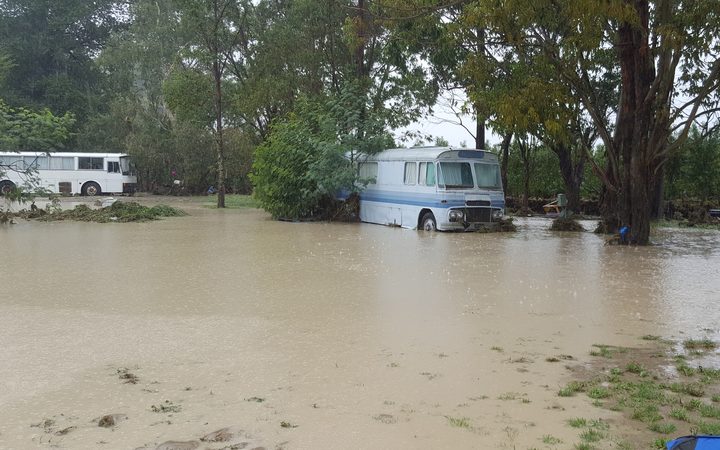Evacuations and Hawke's Bay flooding | RNZ News