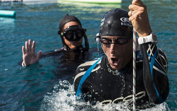Free dive world record fails | RNZ News