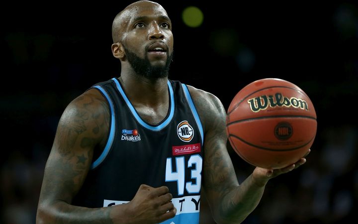 Breakers keep fighting | RNZ News