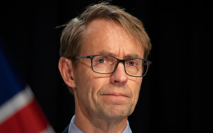 Dr Ashley Bloomfield takes public questions in live Q+A | RNZ News