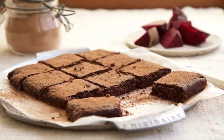 Chocolate Beetroot Brownies | RNZ Recipes