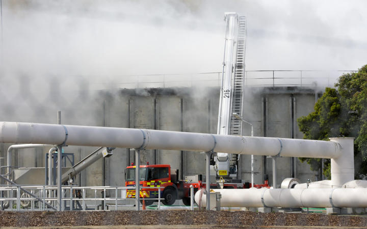 Massive Christchurch fire under control | RNZ