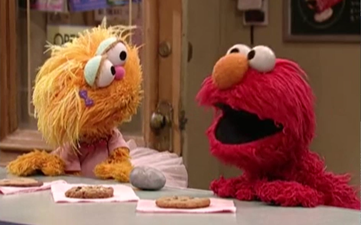 Why Elmo's feud with a pet rock went viral | RNZ