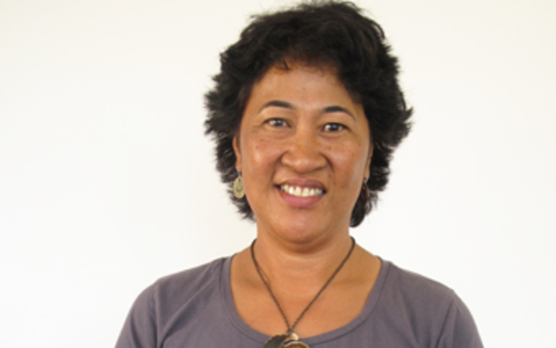 Tania Wilson sings "Mama" | RNZ