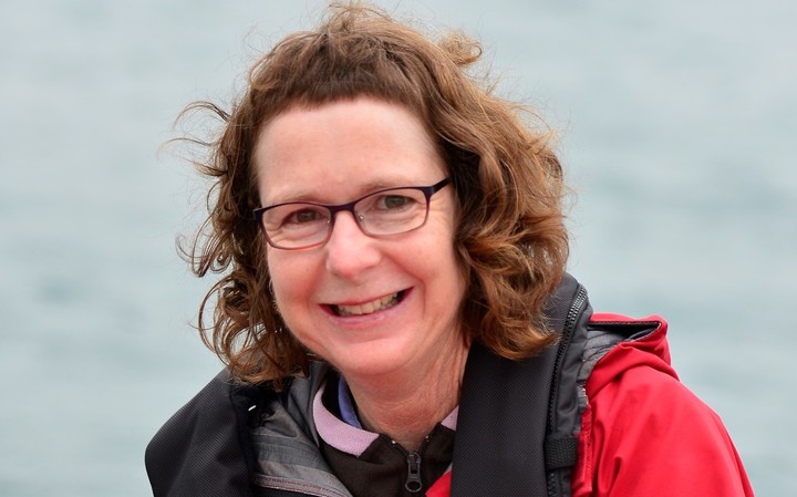 Alison Ballance - tracking great whites | RNZ