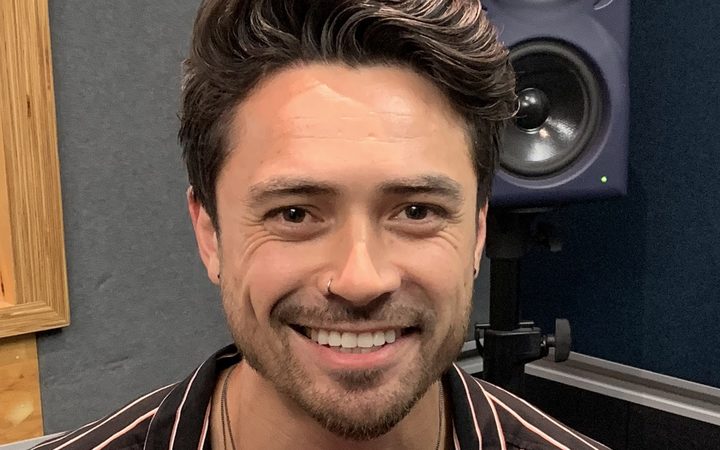 Adam Saunders: chemistry with Keisha Castle-Hughes | RNZ