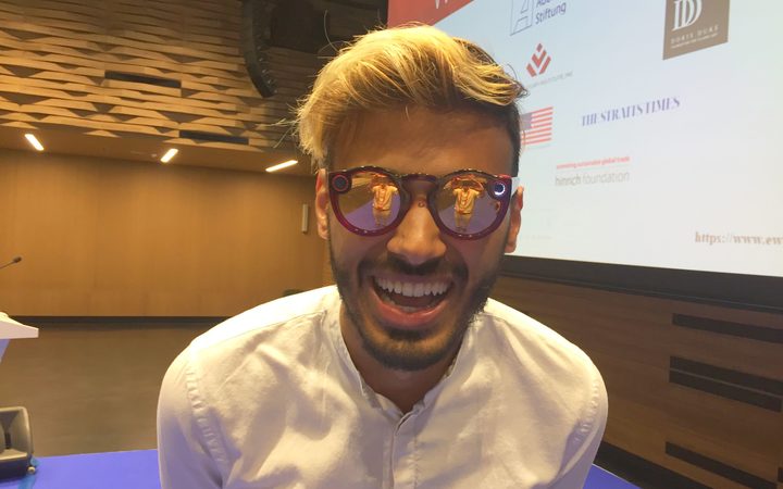 Yusuf Omar: mobiles get stories the media miss | RNZ