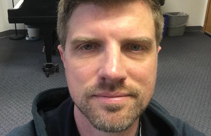 NZ vocal coach Andrew Crooks on self-isolation | RNZ